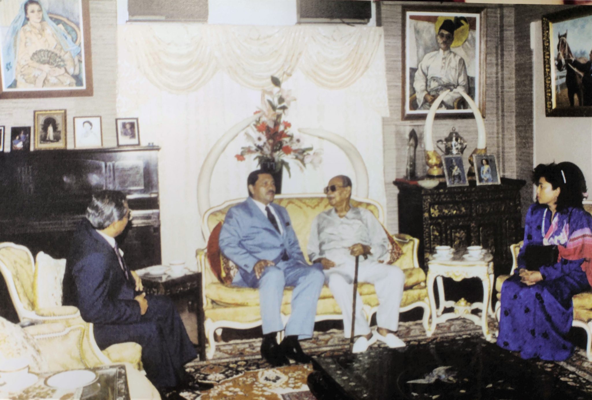 Tunku: His Throne is in the Hearts of Malaysians – Perdana Leadership ...
